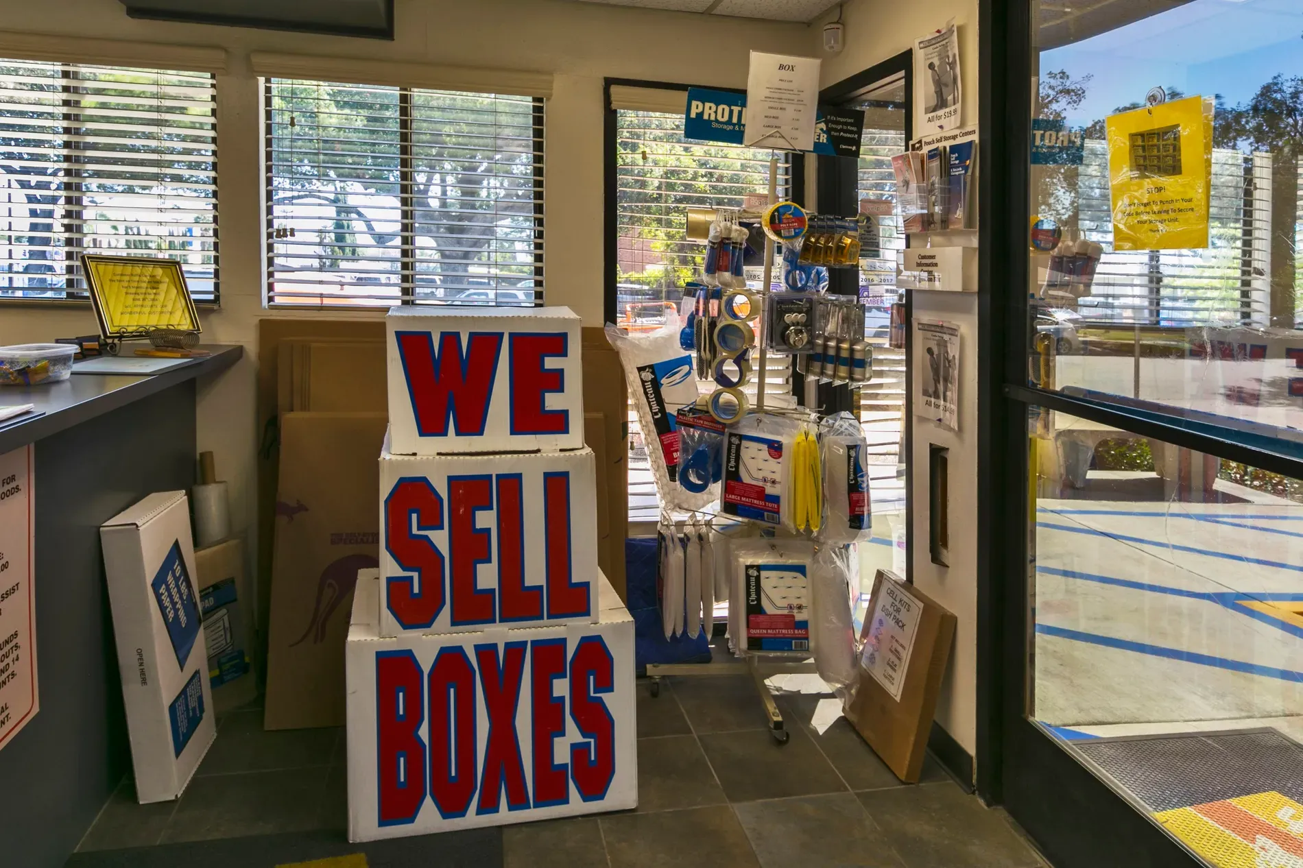 Packing and Moving - Pouch Self Storage